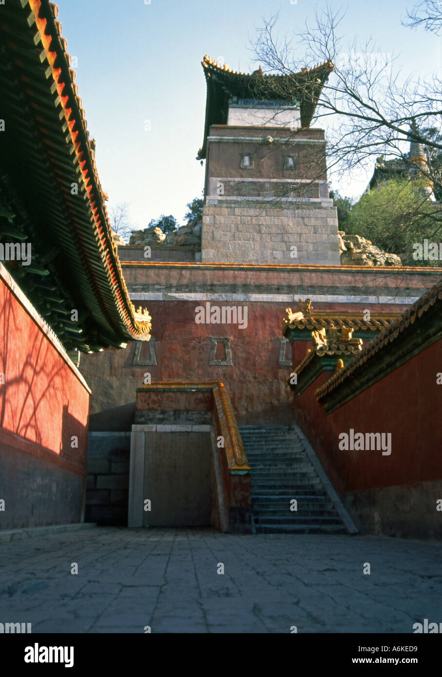 Tibetan pantheon hi-res stock photography and images - Alamy