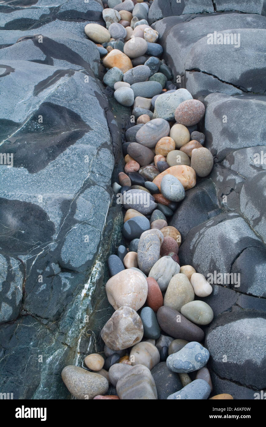 Rock and pebble abstract Stock Photo - Alamy