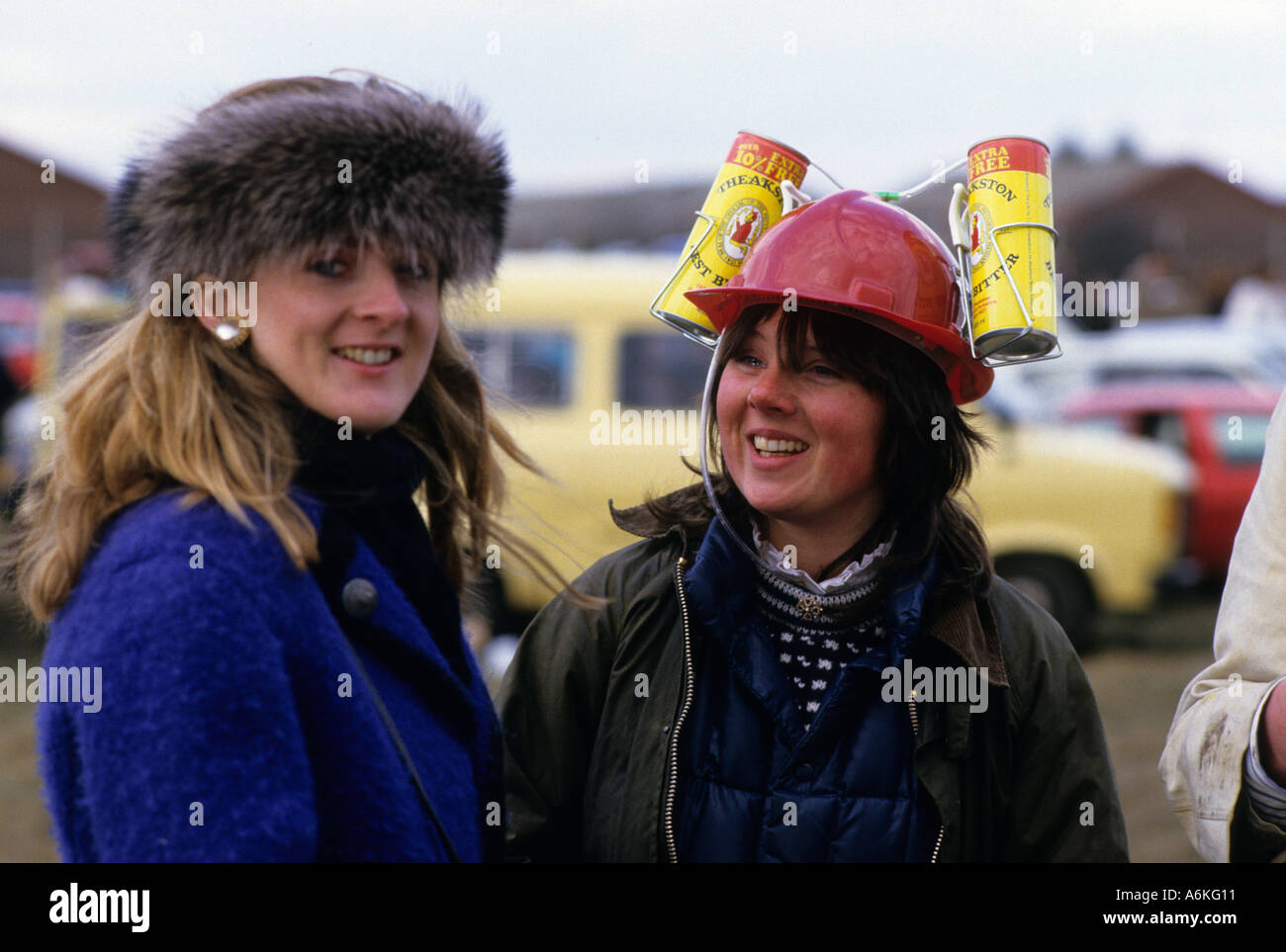 SLOAN RANGERS AT THE GRAND NATIONAL HORSE RACE 1986 Stock Photo - Alamy