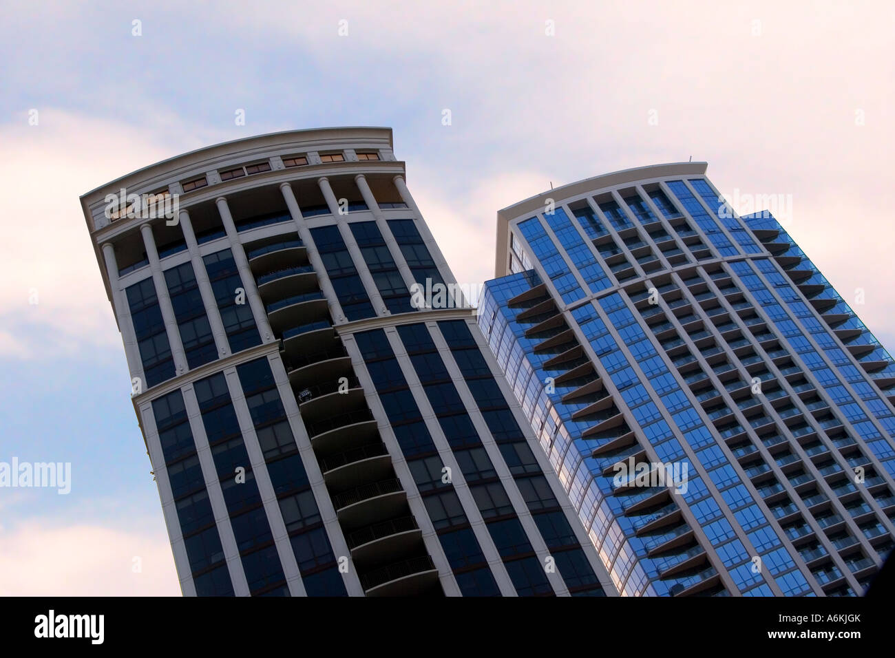 Condo Buildings downtown chicago Stock Photo - Alamy