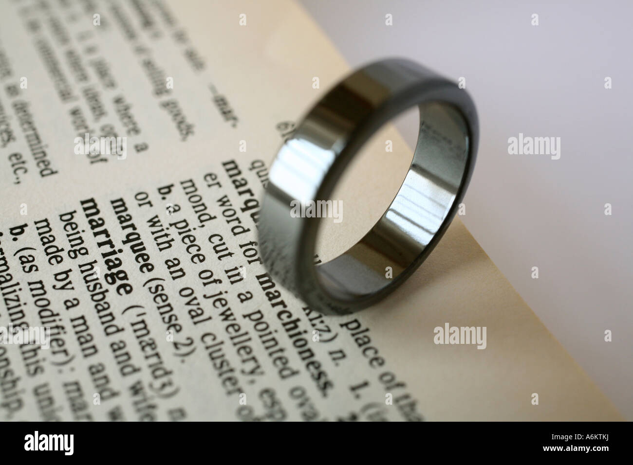 Lonely hearts column hi-res stock photography and images - Alamy