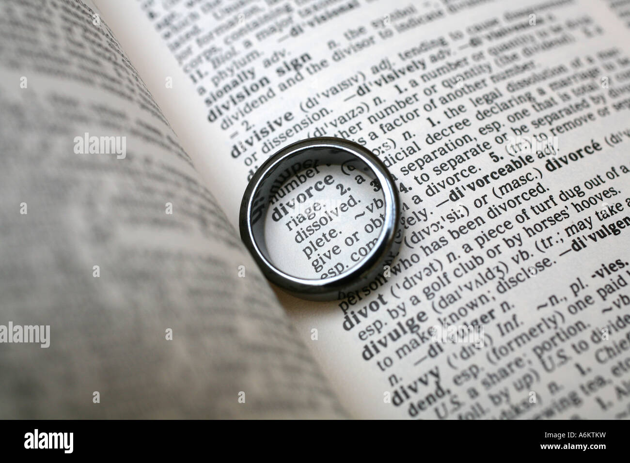 Divorcee marriage hi-res stock photography and images - Alamy