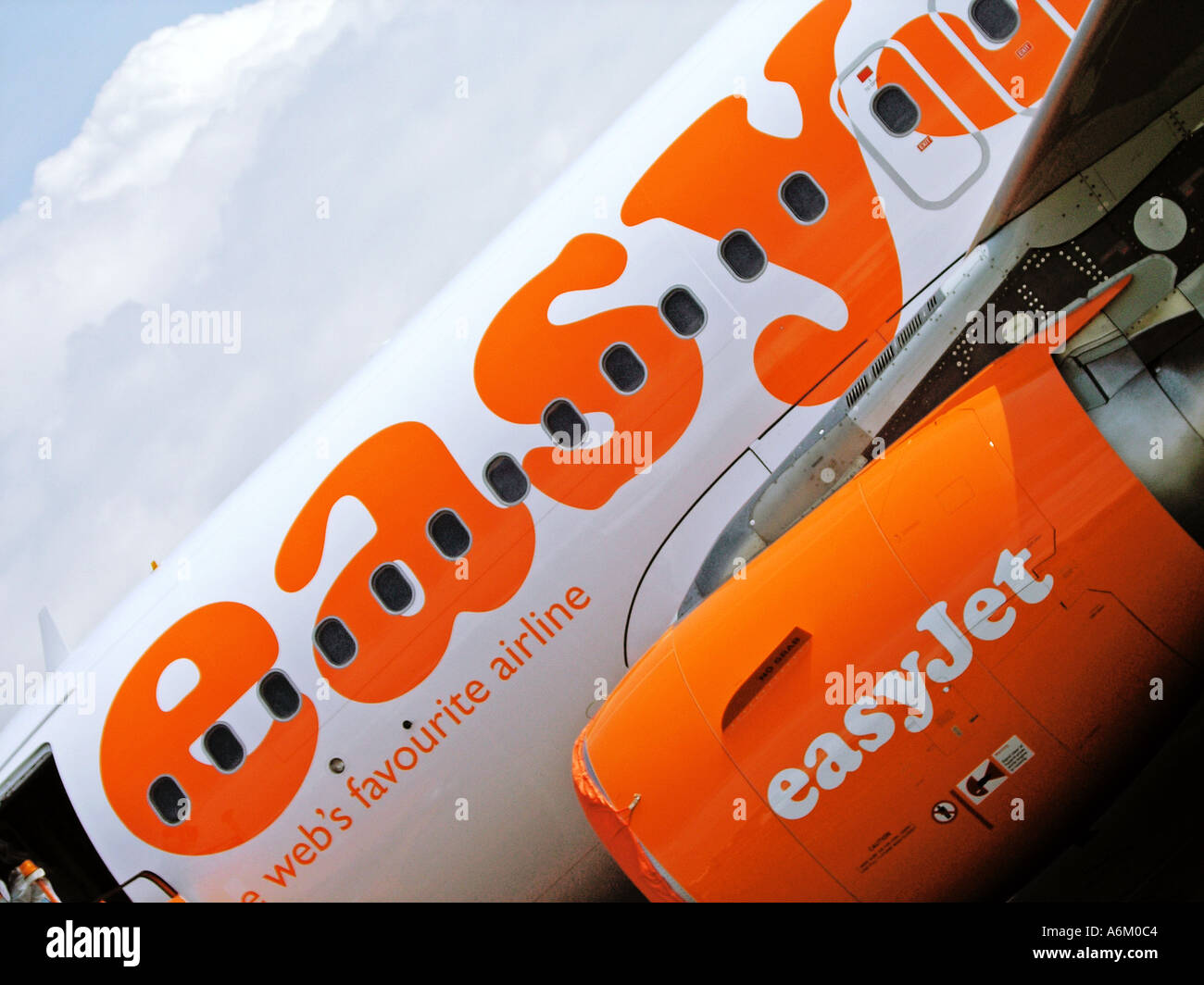 Easyjet fuselage logo hi-res stock photography and images - Alamy