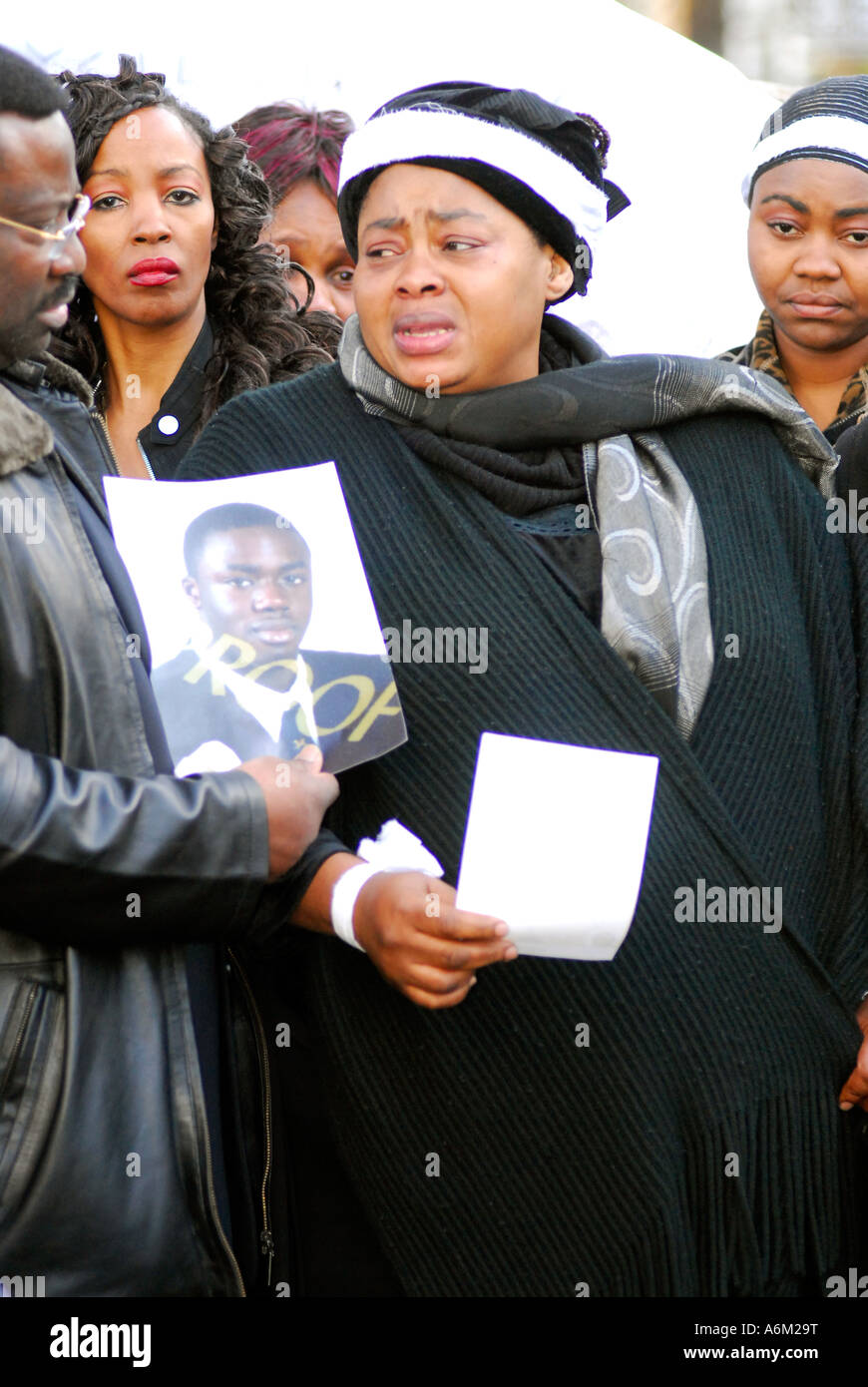 Murder death upset hi-res stock photography and images - Alamy