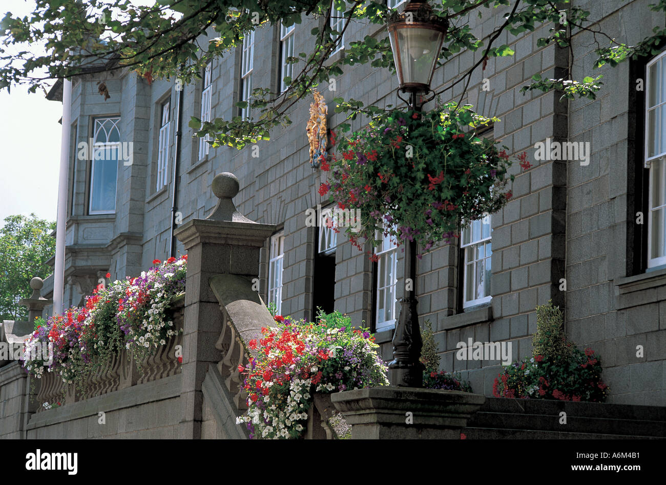 Guernsey royal court house hi-res stock photography and images - Alamy