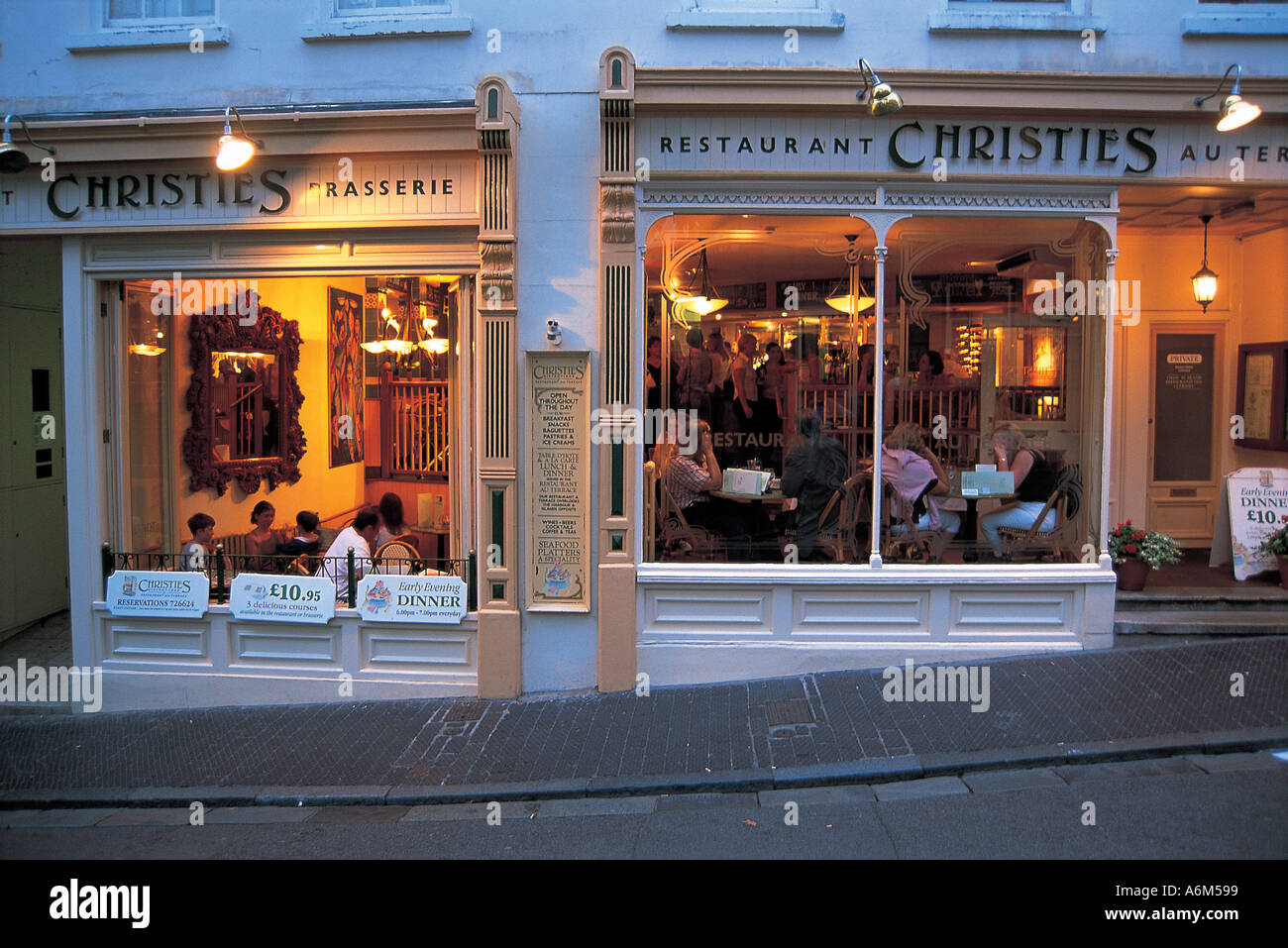 Luxury resturant hi-res stock photography and images - Alamy