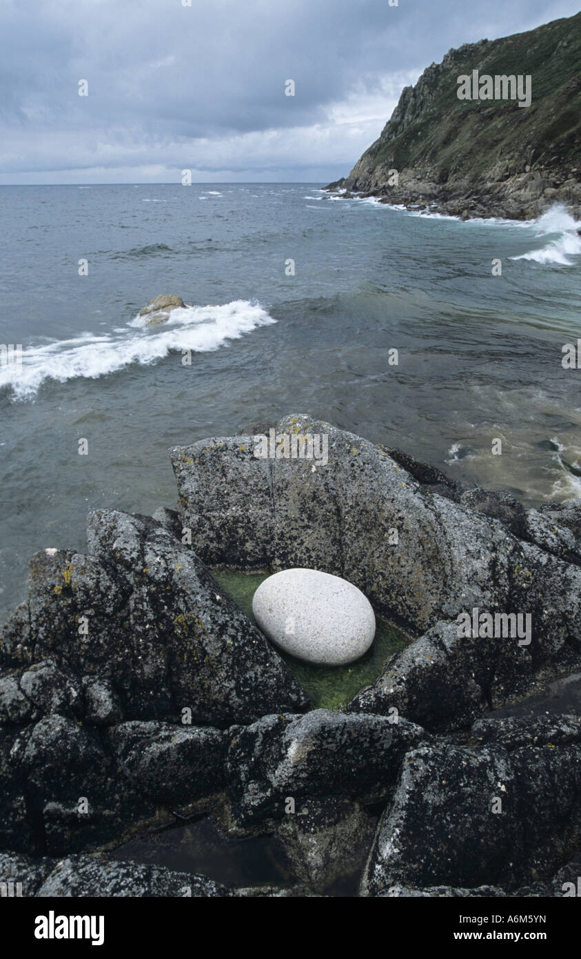 "Dinosaur Egg" shaped rock at Porth Nanven Cornwall UK Stock Photo - Alamy