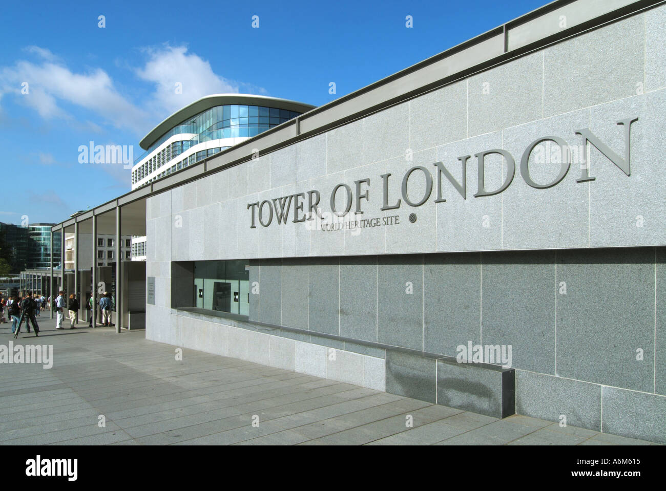 Tower Hill remodelled approach areas to the Tower of London with ...