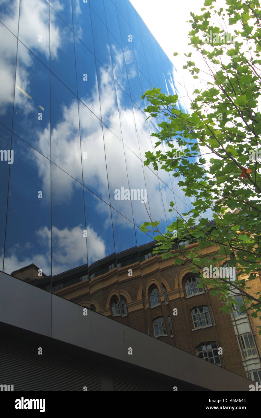 London borough of Southwark office development mirror glass cladding ...