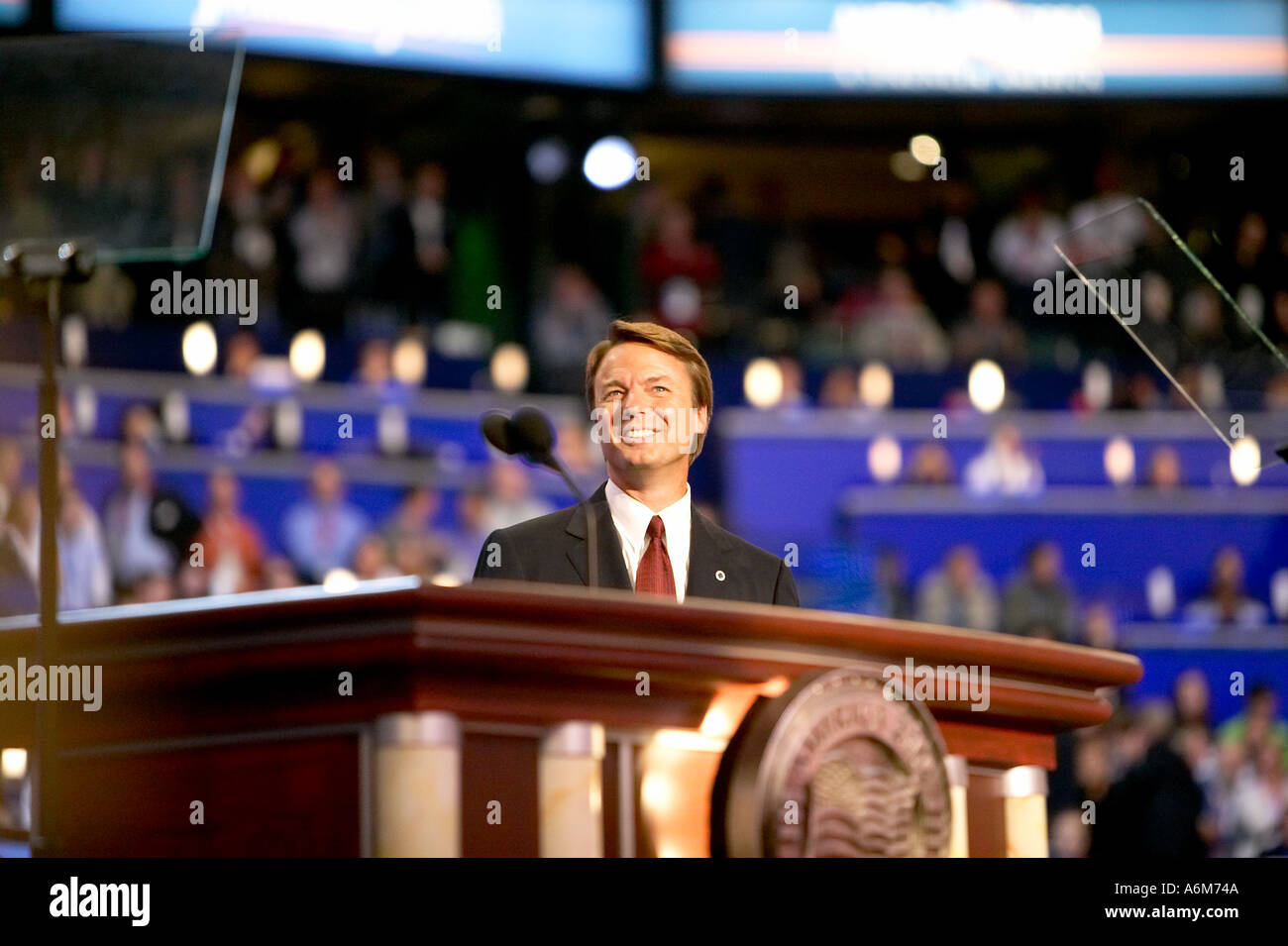 John edwards and 2004 hi-res stock photography and images - Alamy