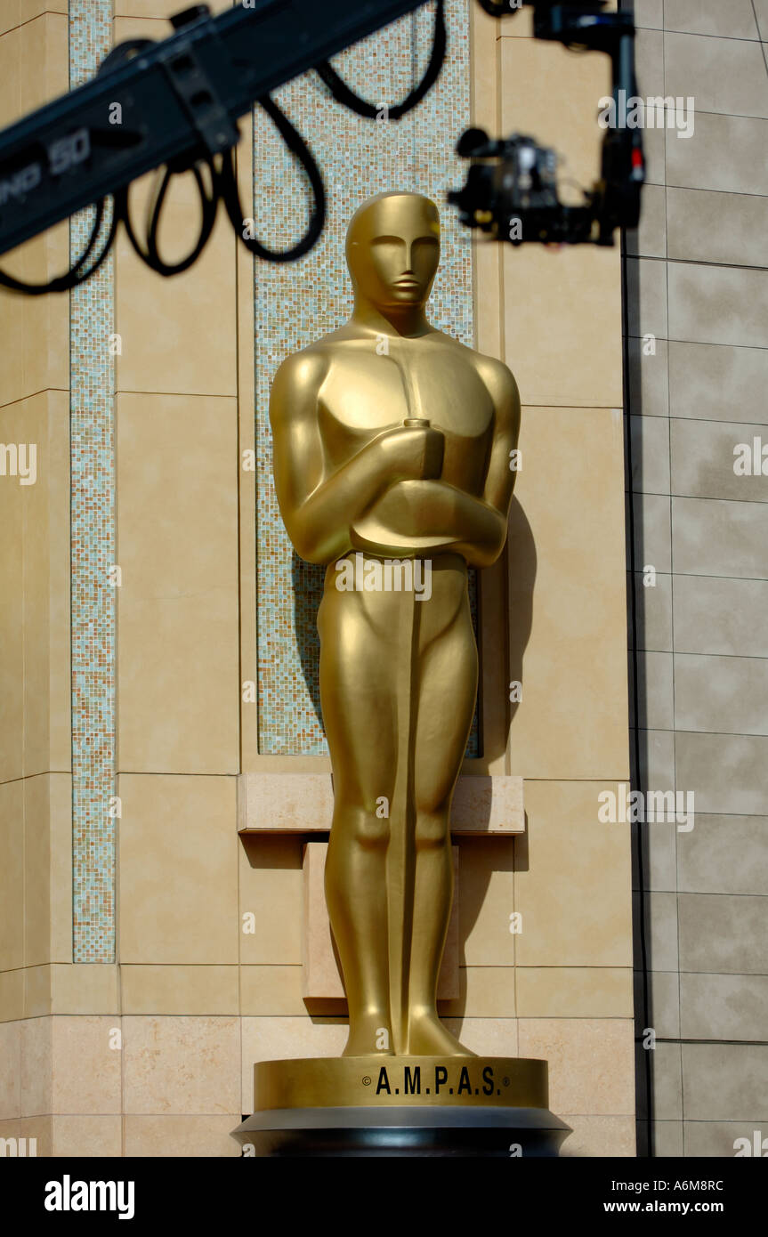Giant oscar hi-res stock photography and images - Alamy