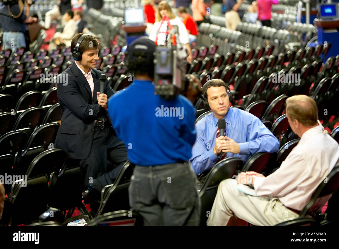 2004 Democratic Convention at the Boston Fleet Center George ...