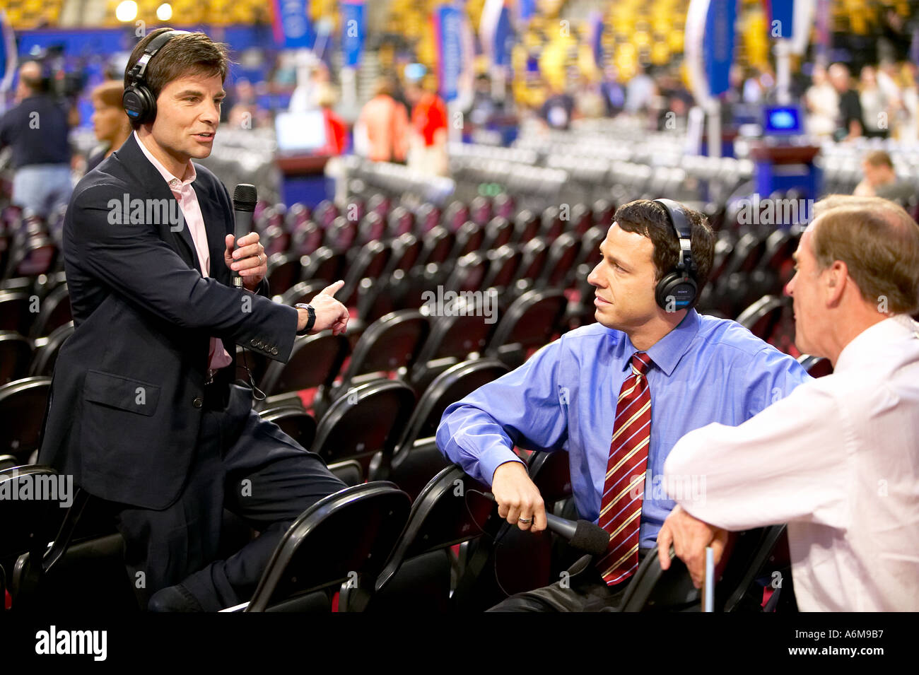 2004 Democratic Convention at the Boston Fleet Center George ...