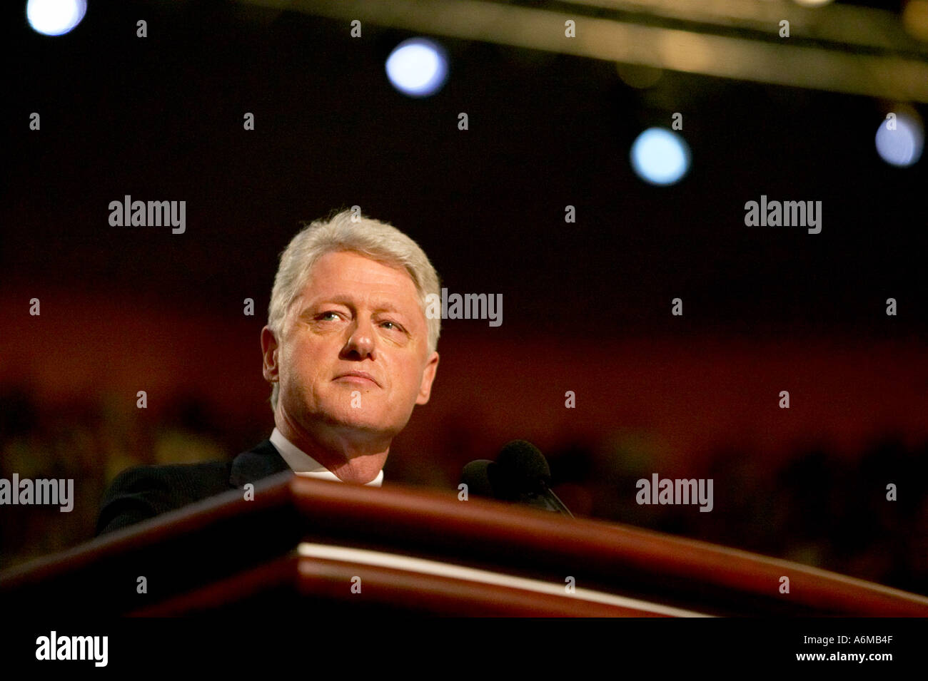 2004 Democratic Convention at the Boston Fleet Center Bill Clinton on ...