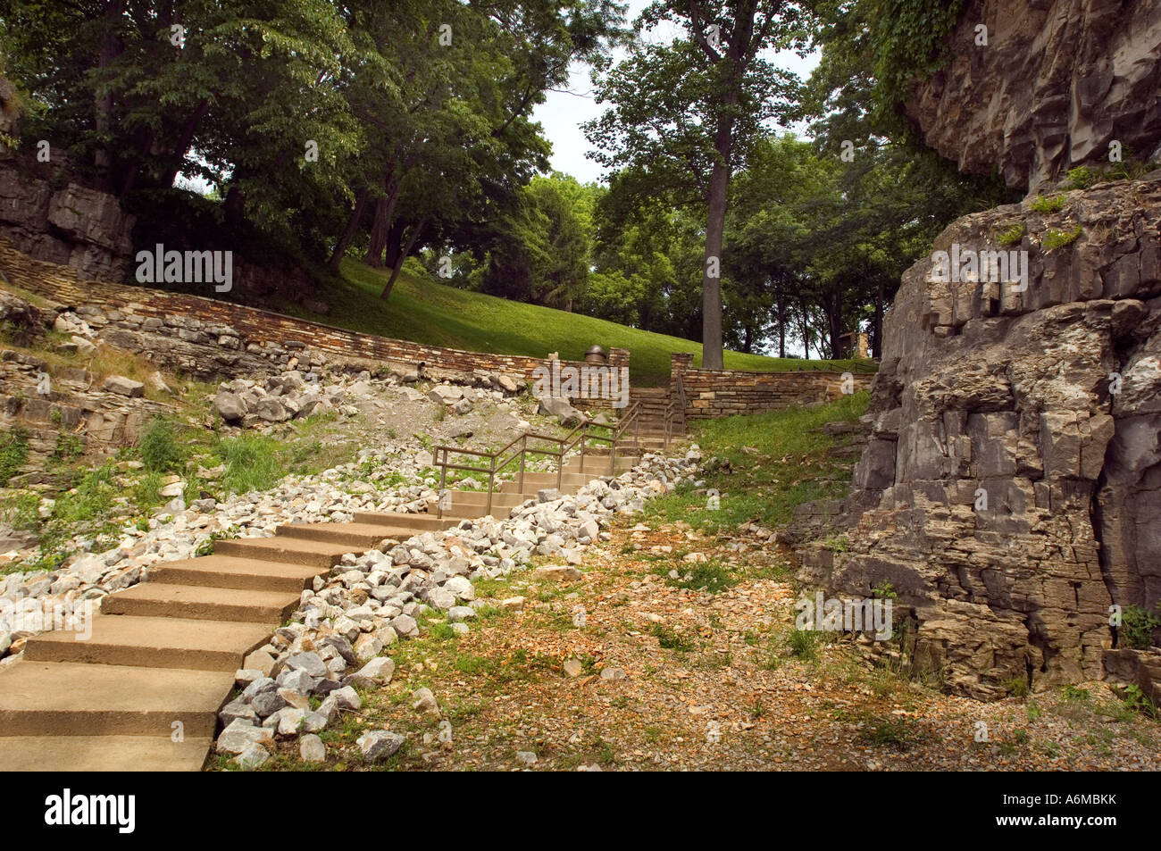 Stairway to the cave at Cave in Rock State Park along the Ohio River ...