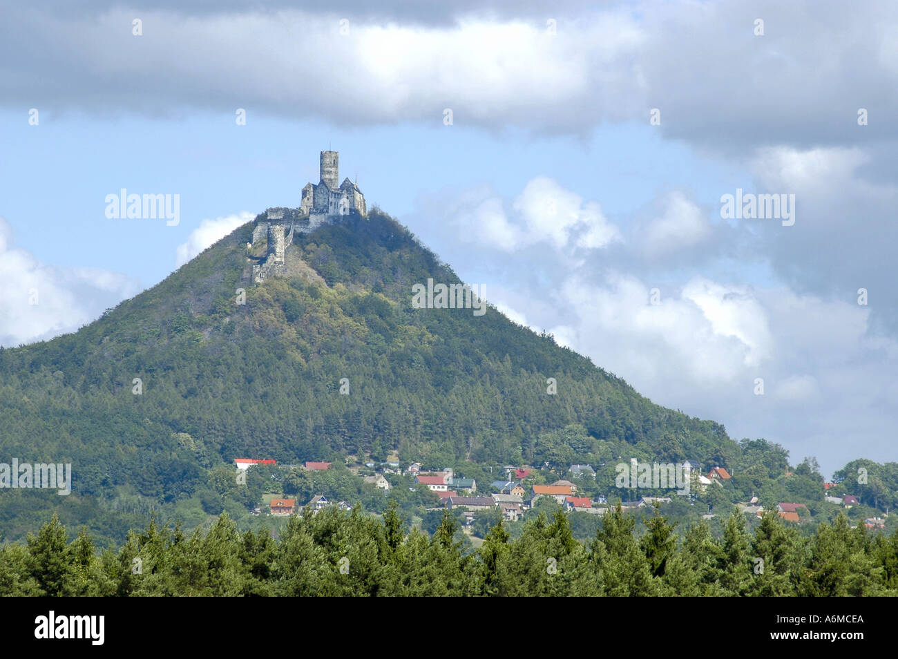 Bezdez castle Stock Photo - Alamy