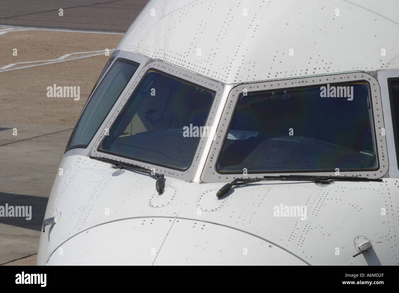 Cockpit gate hi-res stock photography and images - Alamy