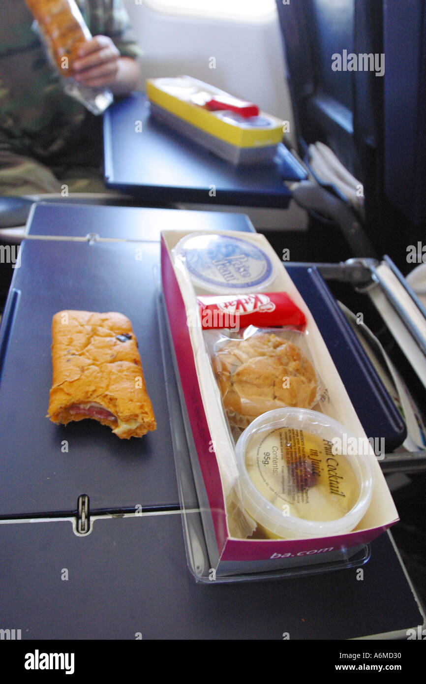 Flight catering hi-res stock photography and images - Alamy