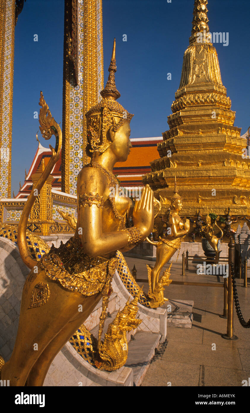 Grand Palace Wat Phra Kaeo Gold Statue Apsonsi Bangkok Thailand Stock ...