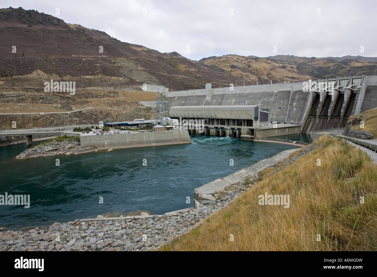 View of Clyde hydroelectric dam and Lake Dunstan on Clutha River South ...