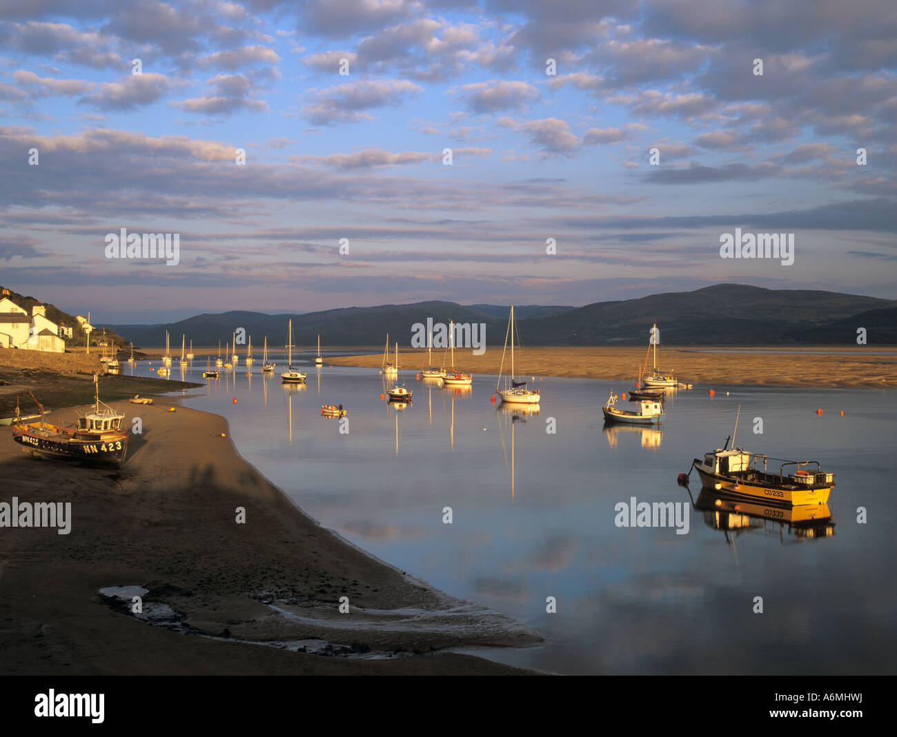 Uk wales gwynedd aberdovey river hi-res stock photography and images ...