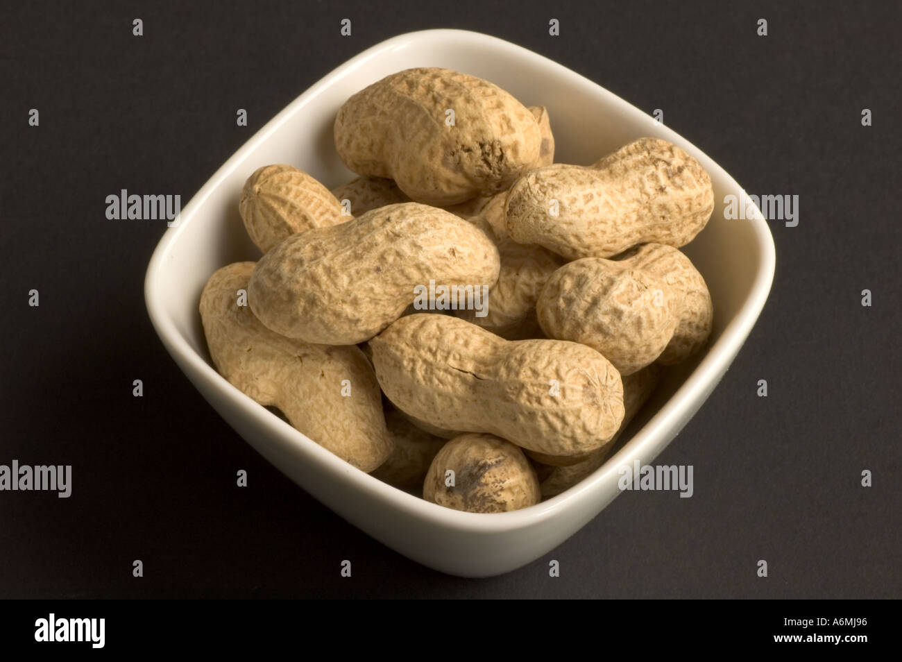 Monkey nuts in a bowl hi-res stock photography and images - Alamy
