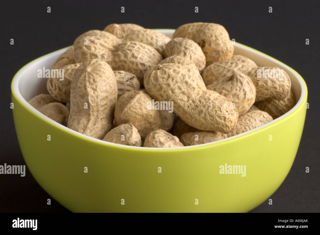 Monkey nuts in a bowl hi-res stock photography and images - Alamy