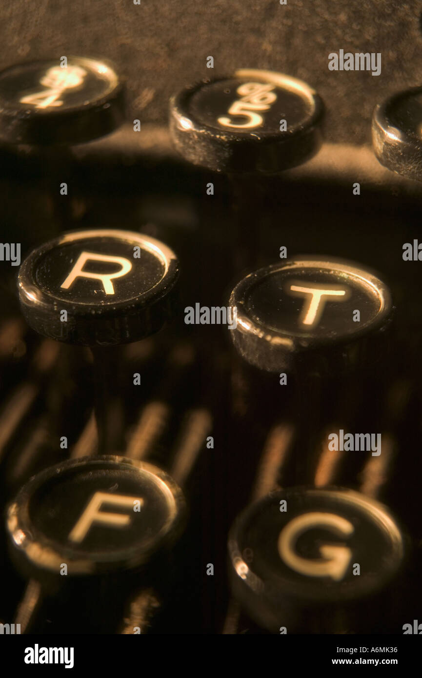 Close up of a Remington Rand typewriter keys Stock Photo - Alamy