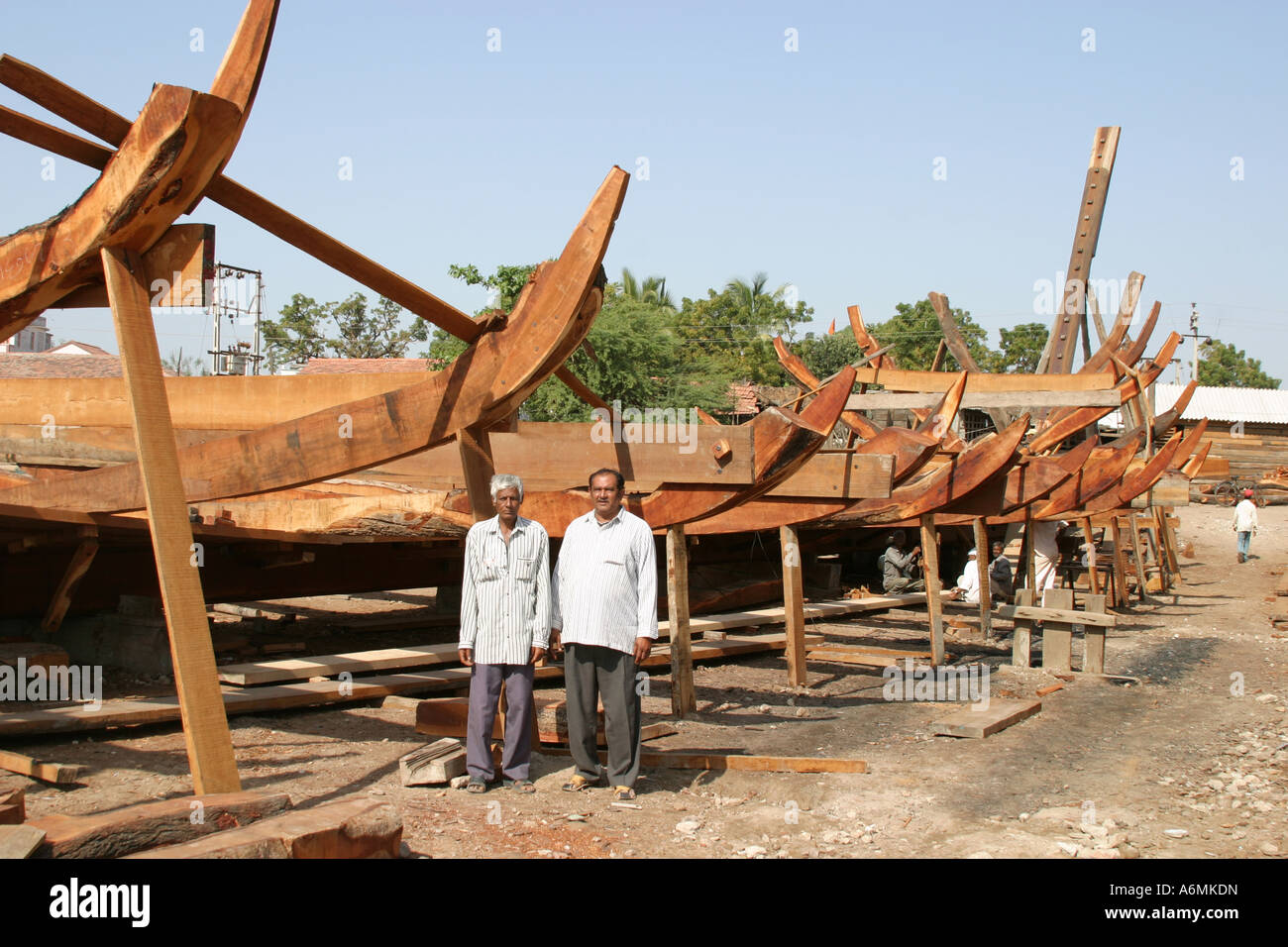 Ship building at mandvi hi-res stock photography and images - Alamy