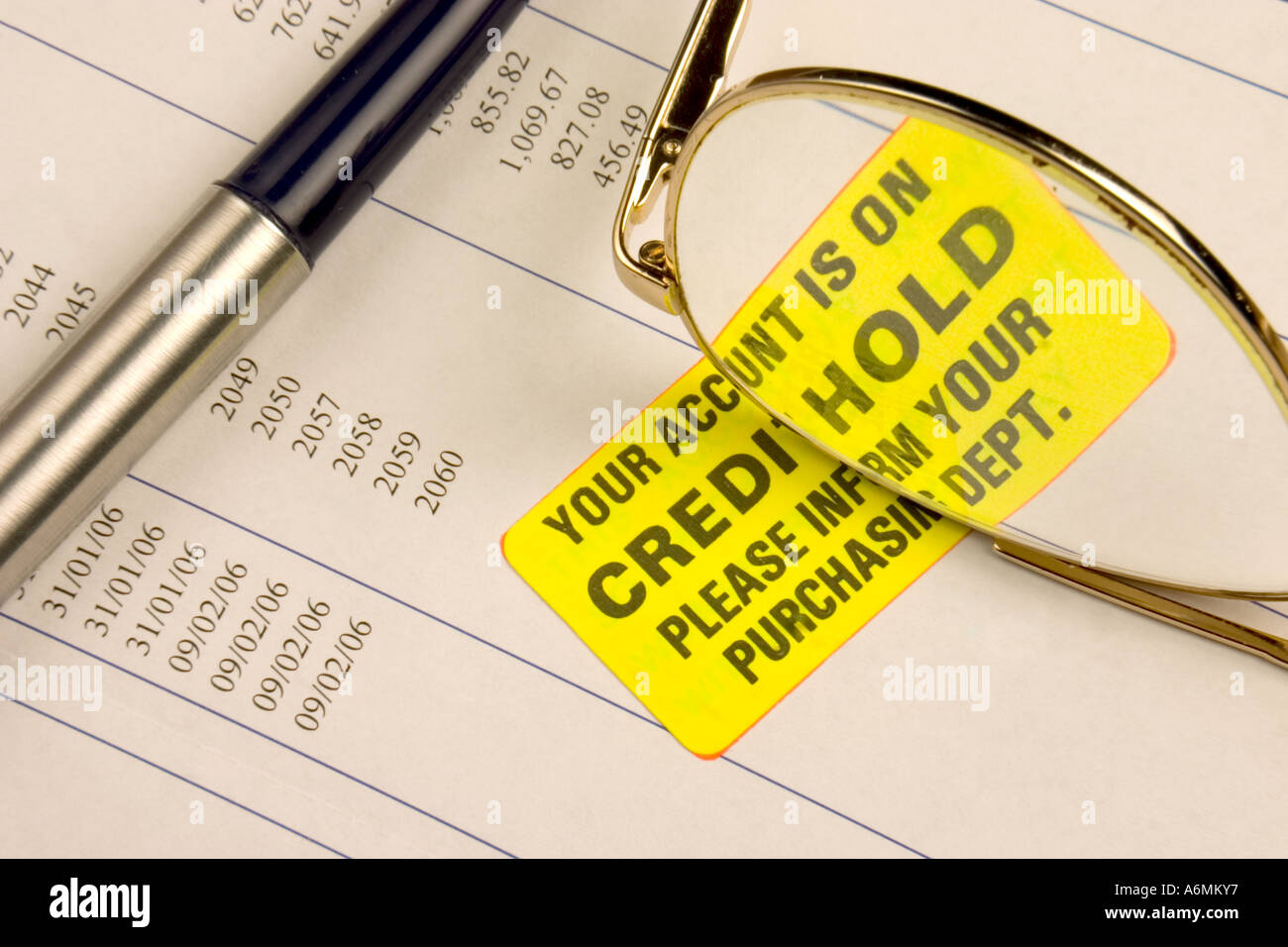 Credit default hi-res stock photography and images - Alamy