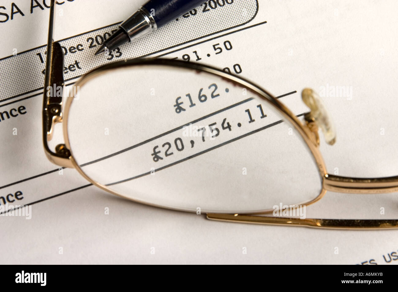 Bank balance hi-res stock photography and images - Alamy