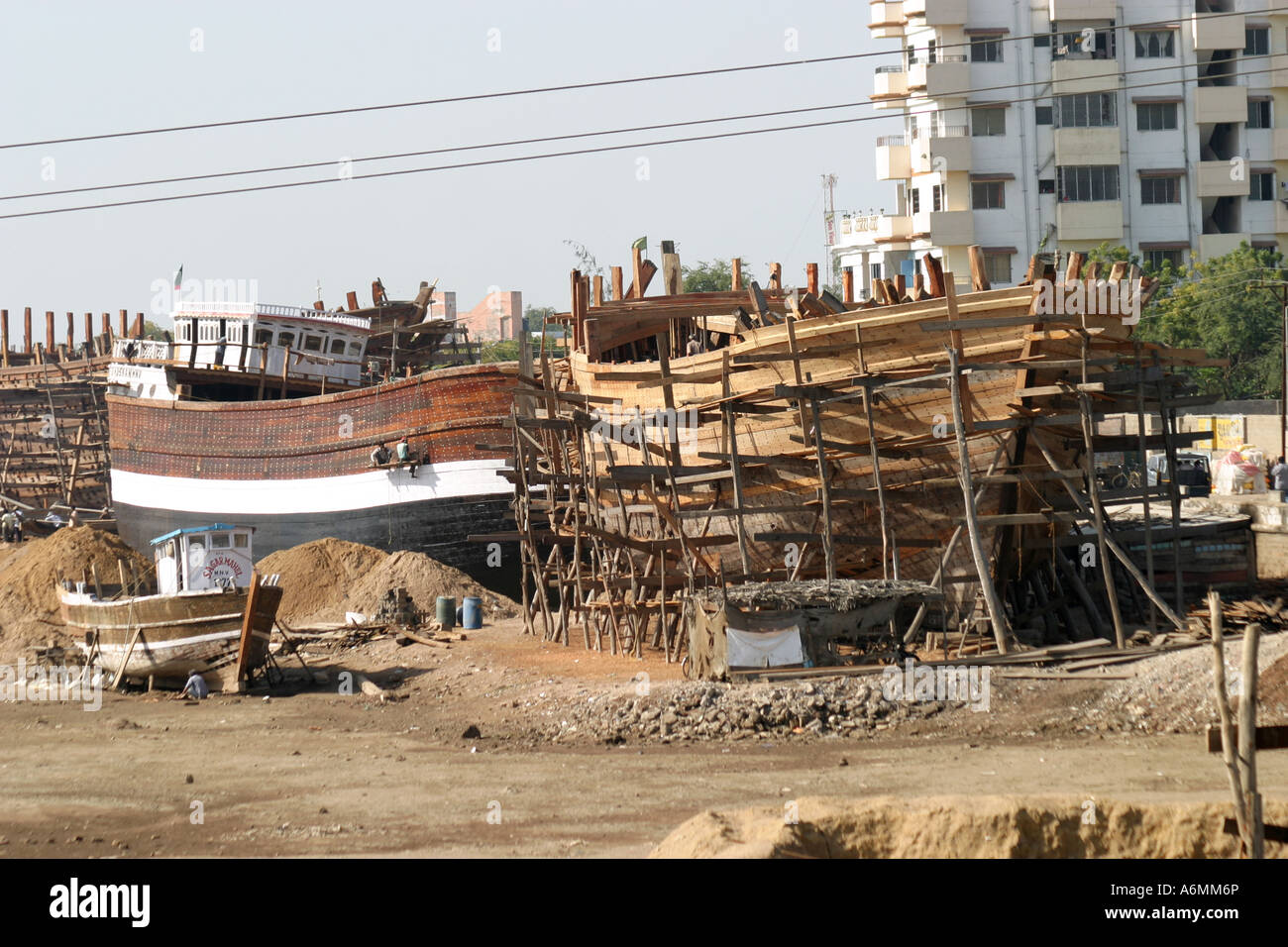 Dhow building at Mandavi Porton the Rukmavati RIver, in Gujarat India ...