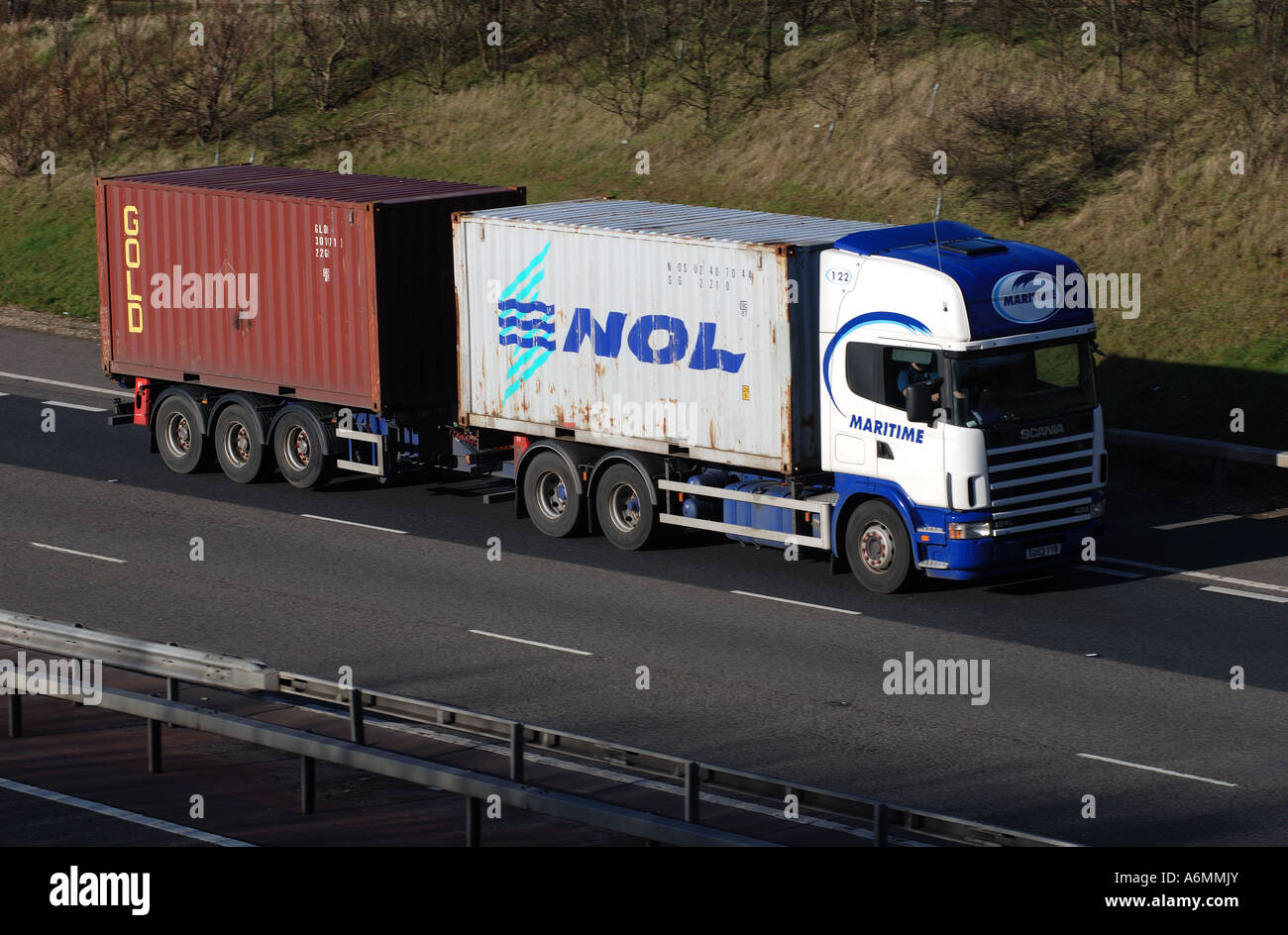 Container containers lorry uk hi-res stock photography and images - Alamy