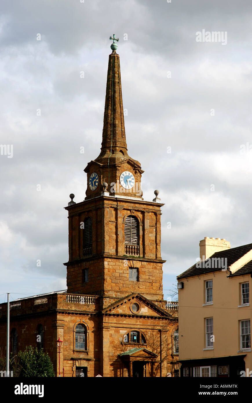 Holy Cross Church, Daventry, Northamptonshire, England, UK Stock Photo ...