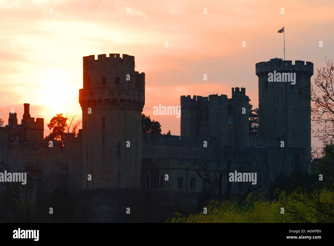 Warwick castle english sunset hi-res stock photography and images - Alamy