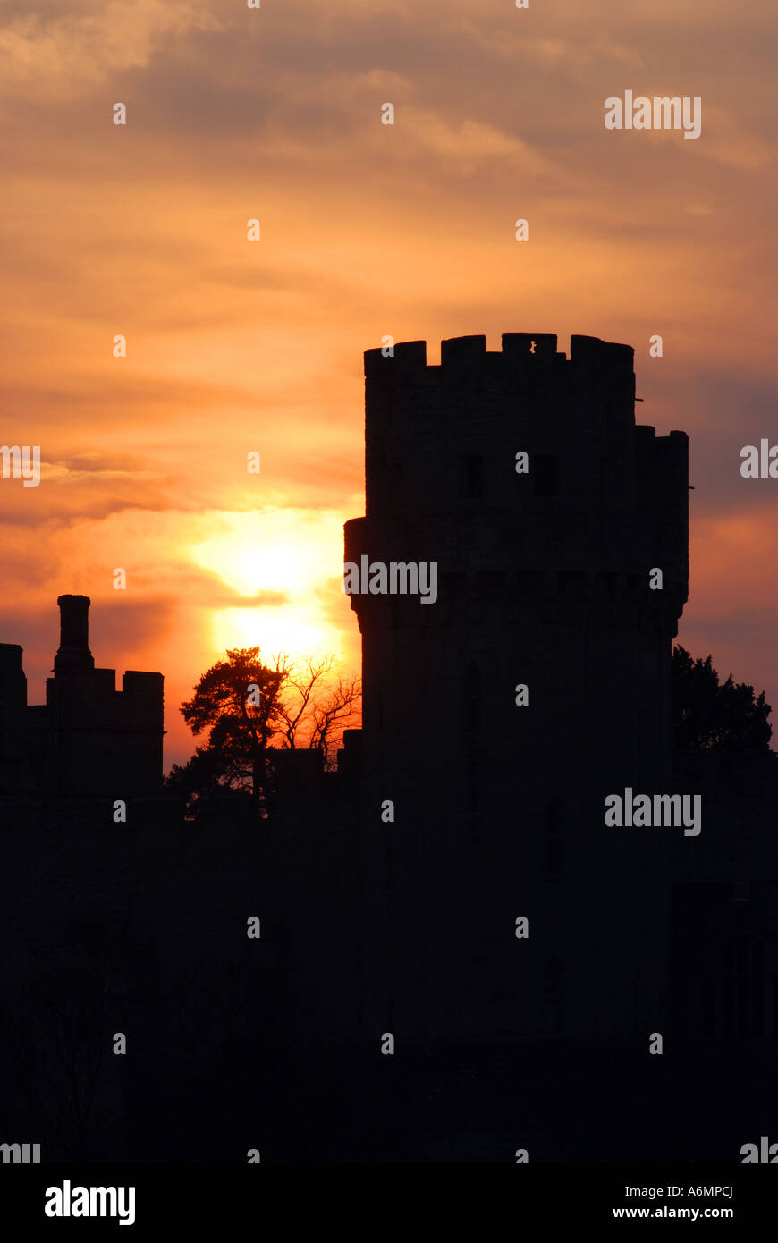 Caesars tower at warwick castle hi-res stock photography and images - Alamy
