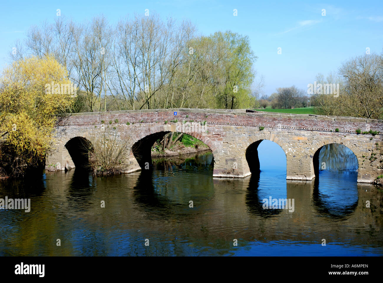 Pershore Bridge and River Avon, Worcestershire, England, UK Stock Photo ...