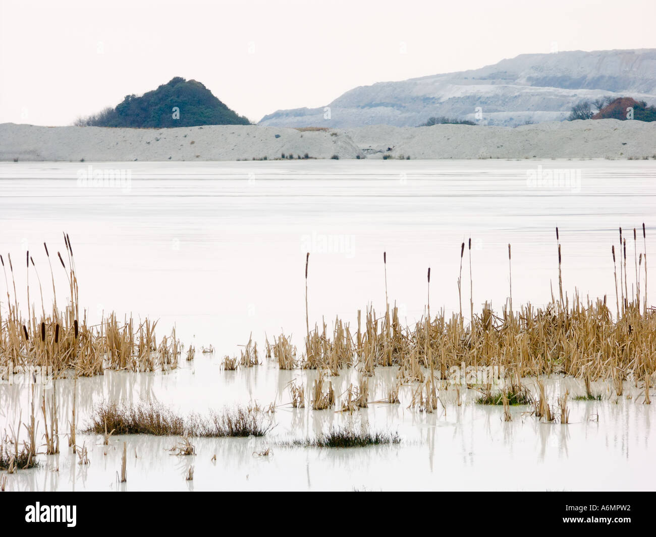 White lake in Cornish China clay works Stock Photo - Alamy