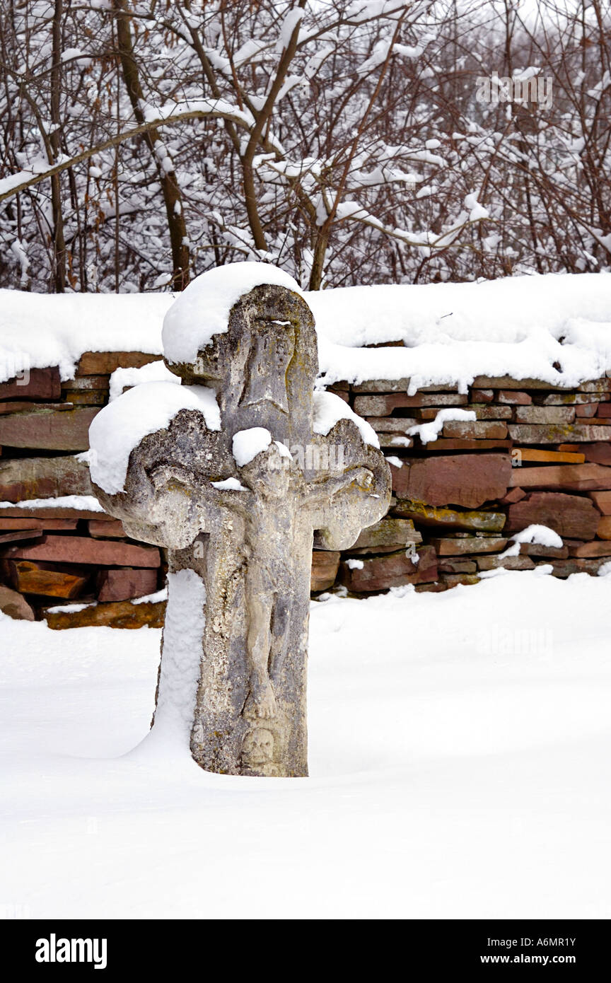 Tombstone jesus on cross hi-res stock photography and images - Alamy