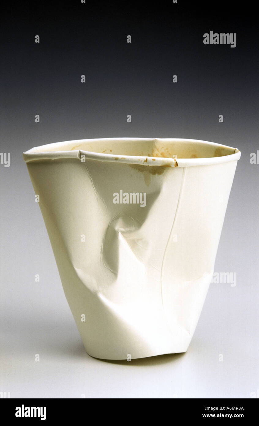 Crunched paper hi-res stock photography and images - Alamy