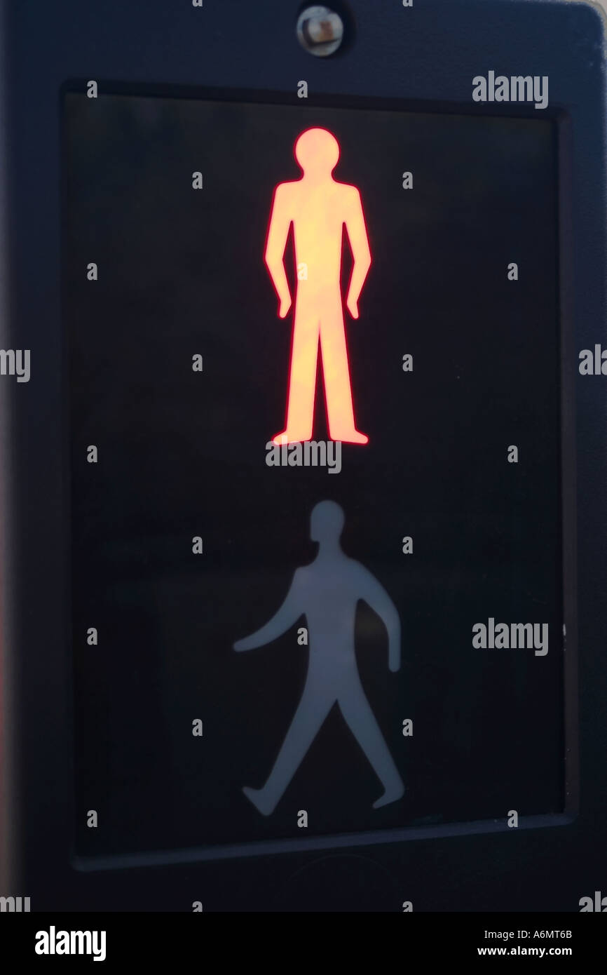 pelican crossing sign on dont walk Stock Photo - Alamy