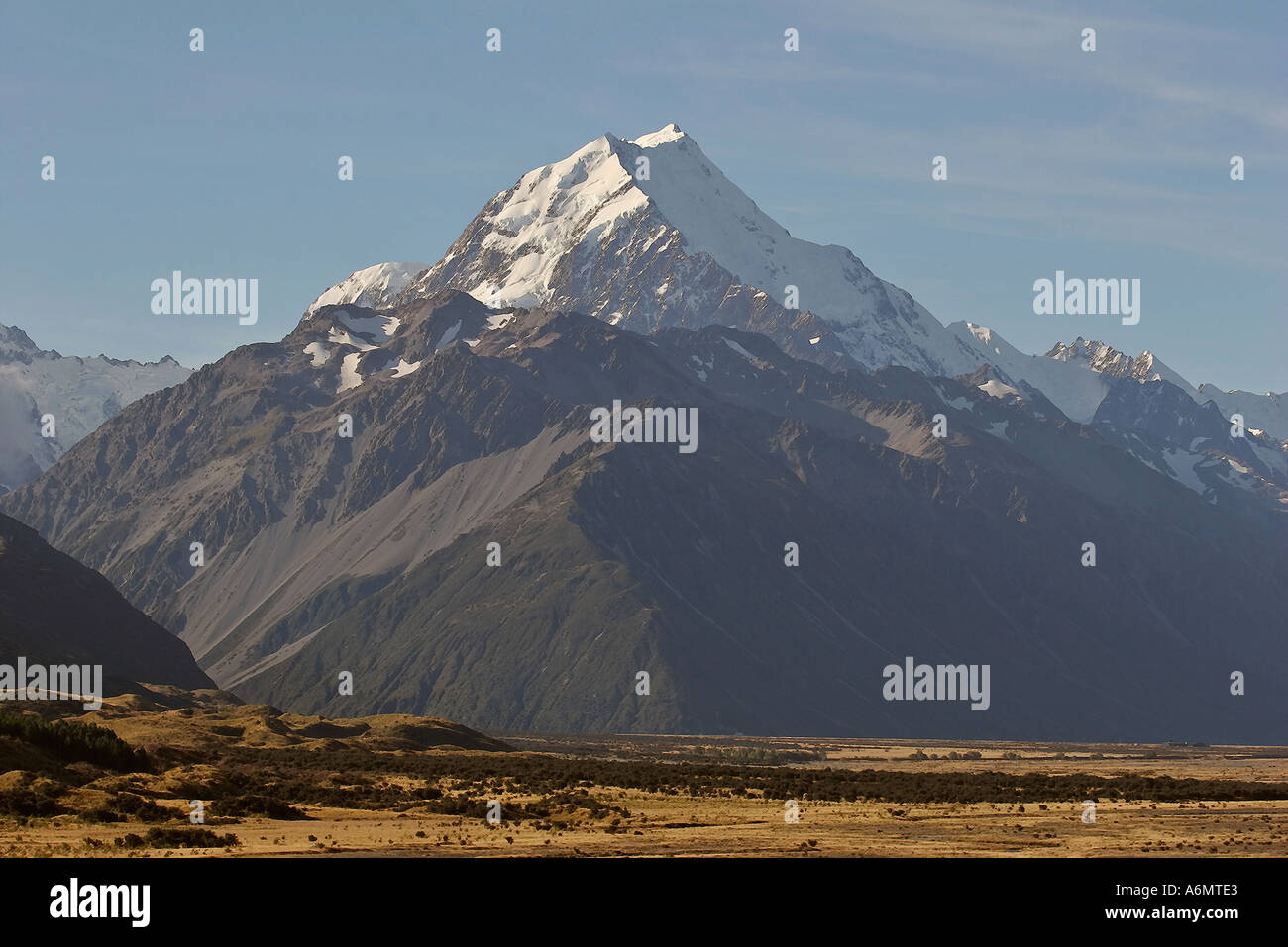 Mount Cook Range in Southern Alps in scenic New Zealand Stock Photo - Alamy