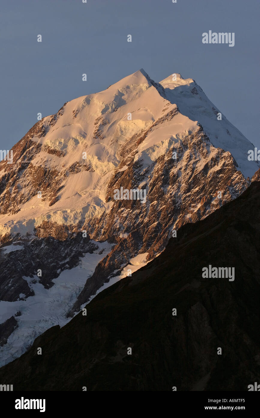 Mount Cook Range in Southern Alps in scenic New Zealand Stock Photo - Alamy