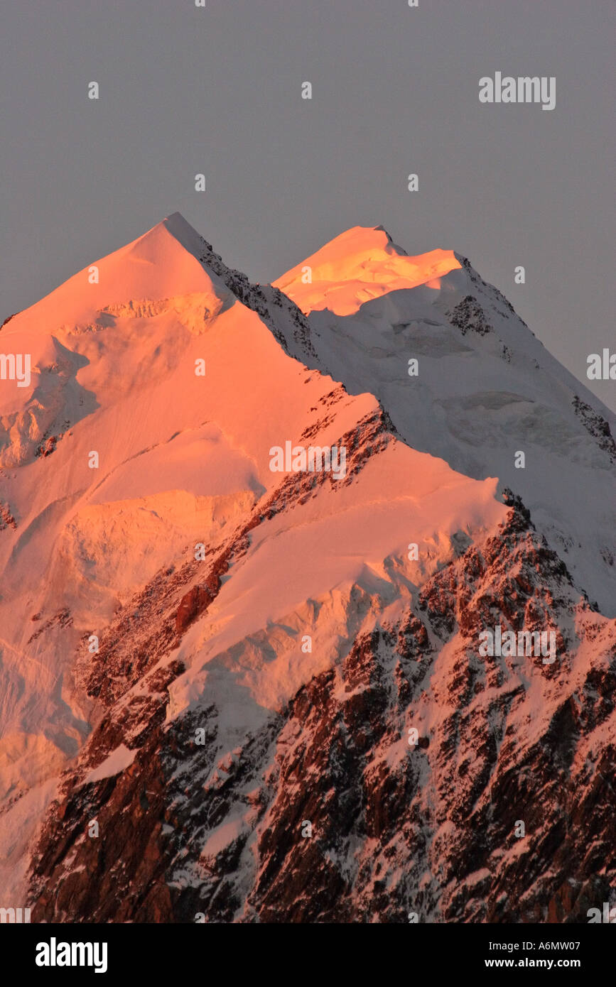 Mount Cook Range in Southern Alps in scenic New Zealand Stock Photo - Alamy
