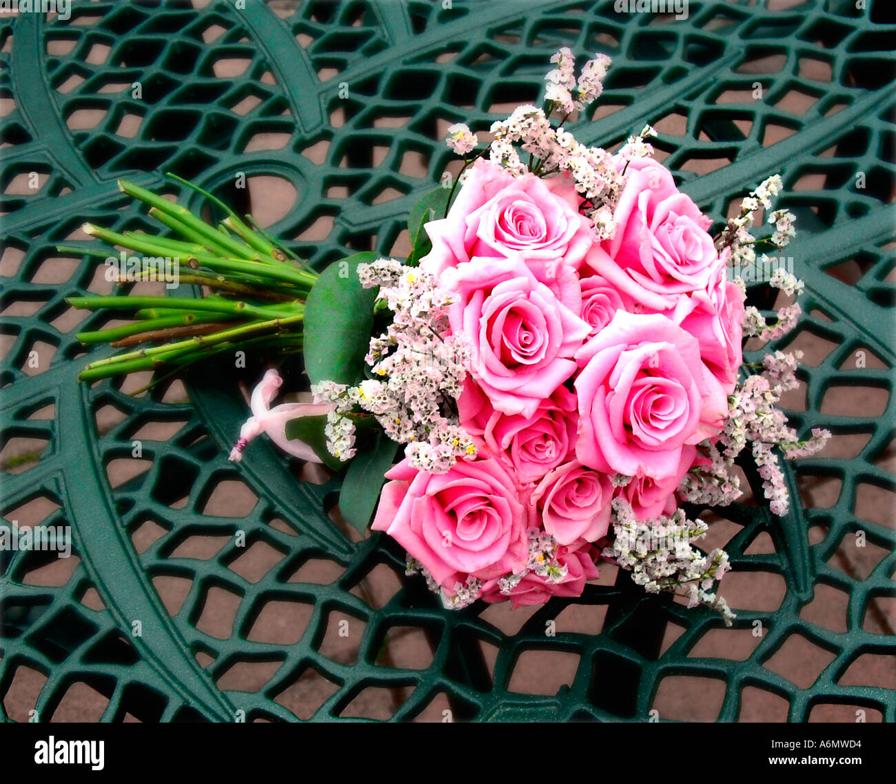 Posy bridesmaid hi-res stock photography and images - Alamy