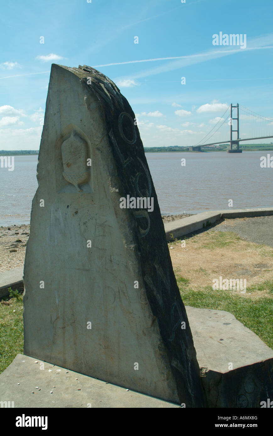 Wolds Way sign with grafitti Stock Photo - Alamy