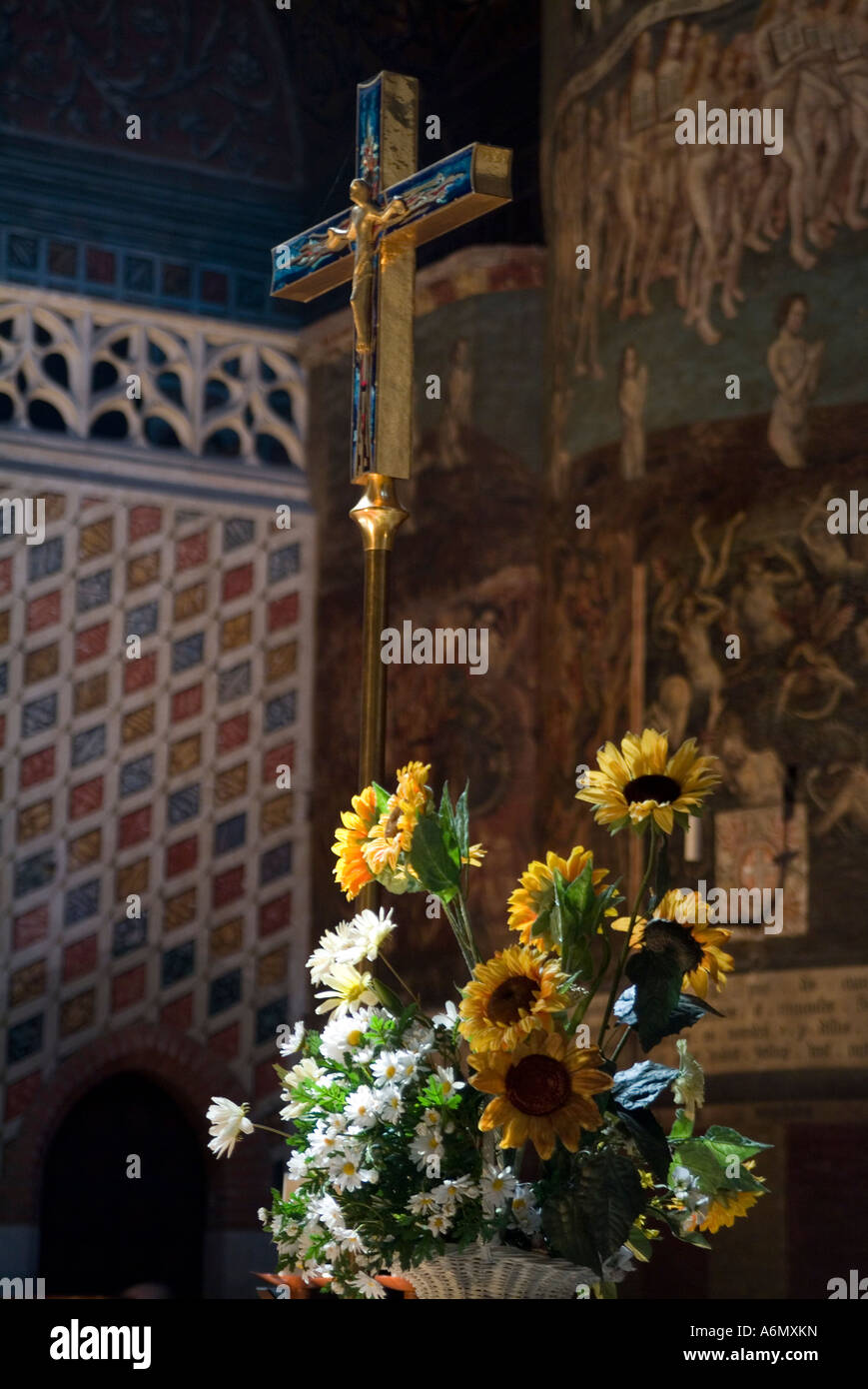 Cross On Alter High Resolution Stock Photography and Images - Alamy