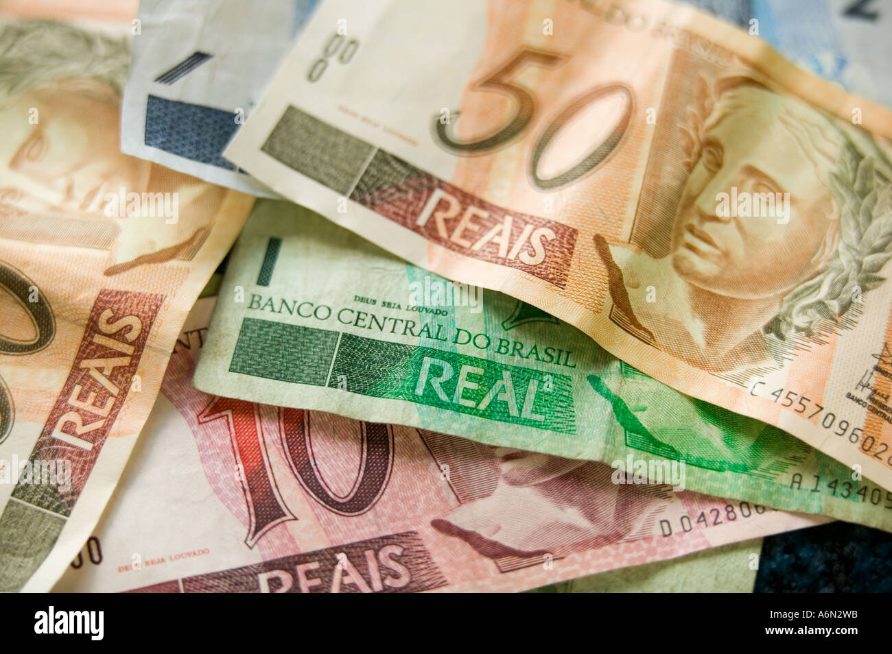 Real money hi-res stock photography and images - Alamy