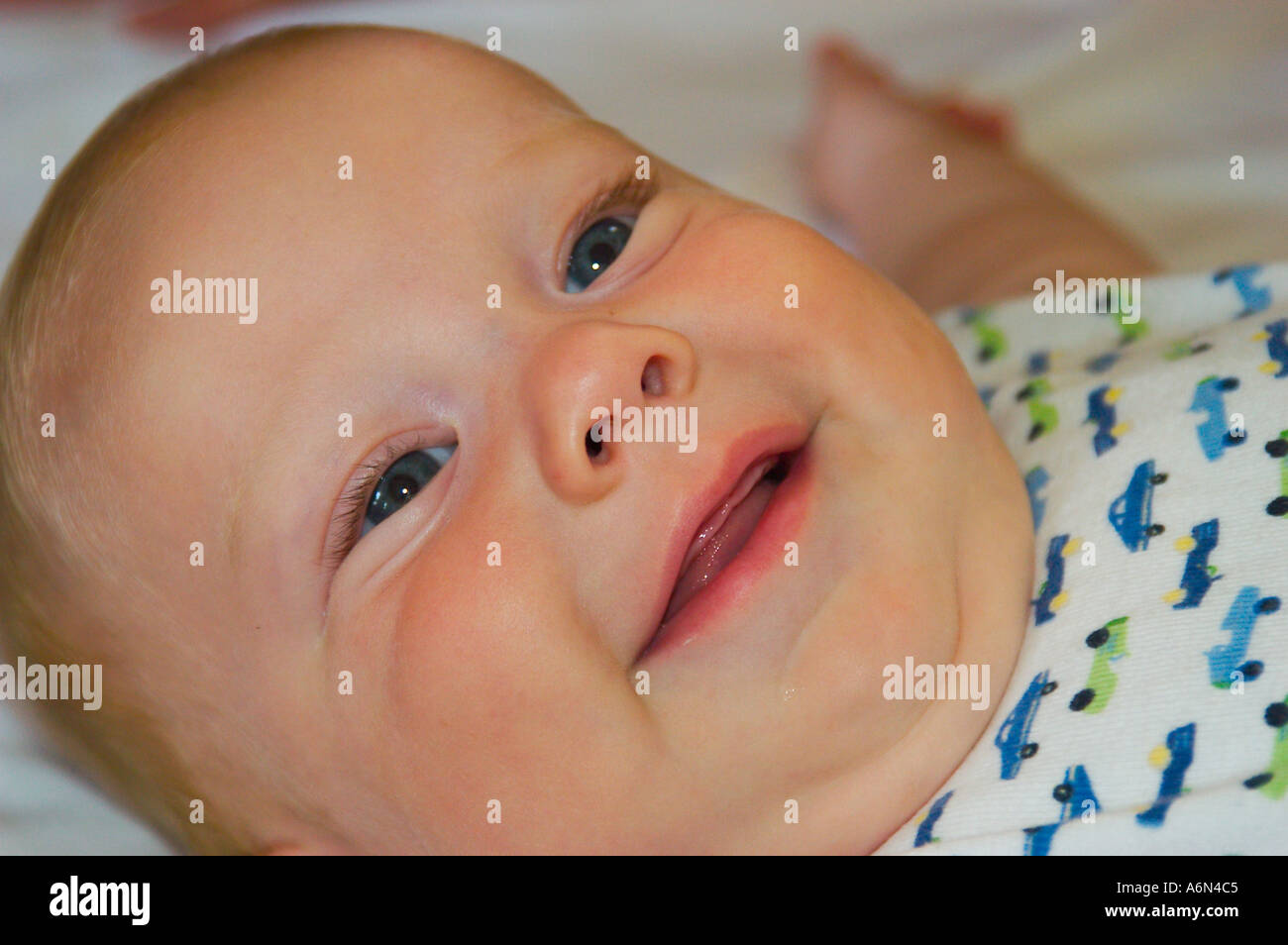 Chirpy faces hi-res stock photography and images - Alamy