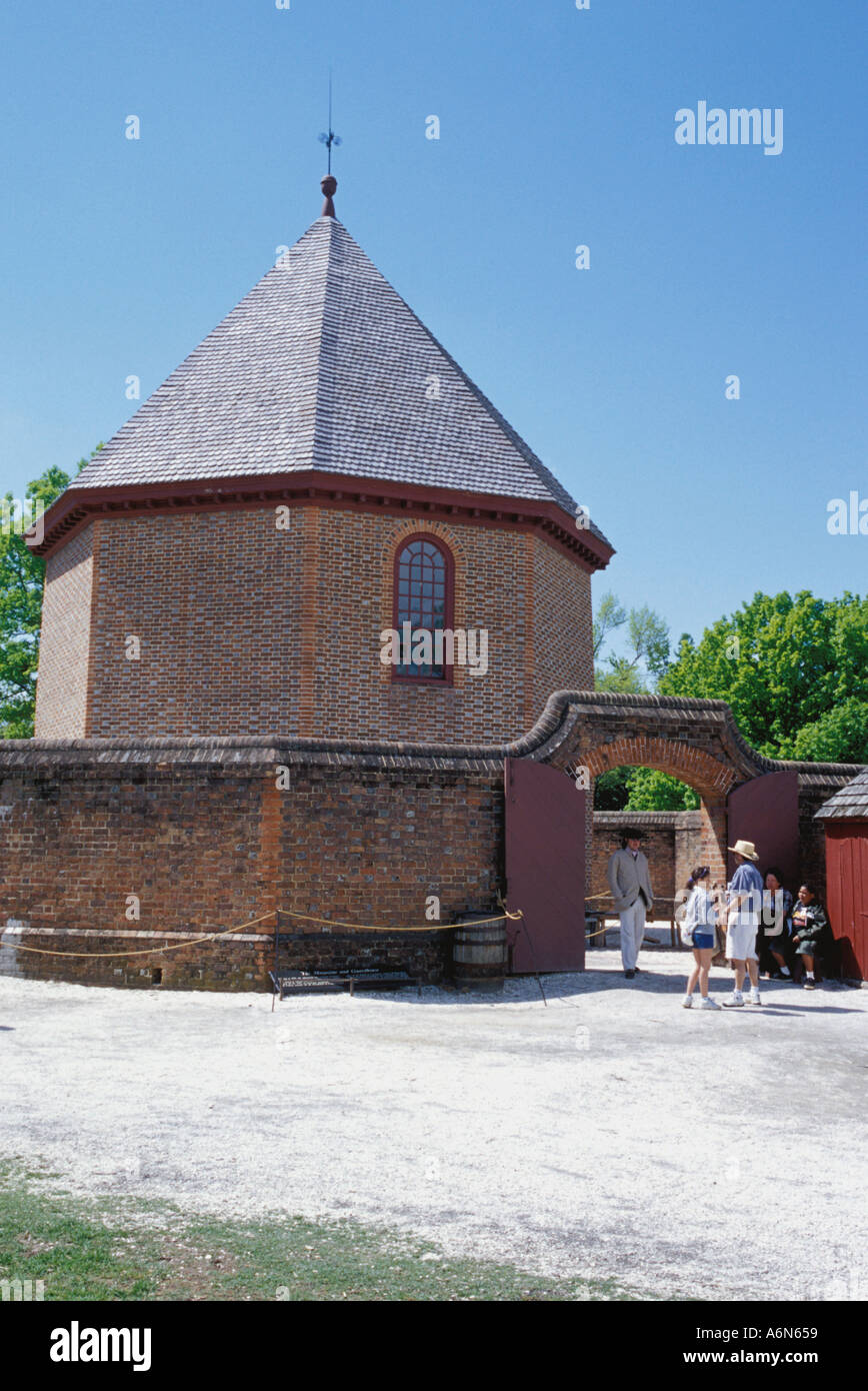 Magazine, Colonial Williamsburg, Virginia Stock Photo - Alamy
